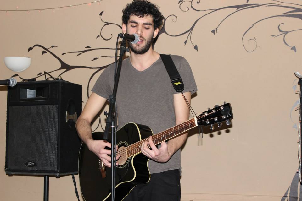 Valentin Bakouche, giovane cantautore e matematico europeo da ...