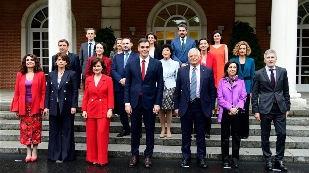 Fiducia al governo Sanchez in Spagna, primo di coalizione ...